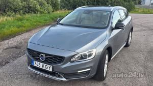 Pelēks Volvo V60 Cross Country 2016 Tallina, ar dzinēja tilpumu 2.00 L un nobraukumu 268 tūkst. km par 12500 €, foto 30 vietnē AUTOMOTO.COM.LV