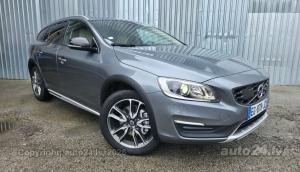 Grey Volvo V60 Cross Country 2016 in Tallinn, with an engine capacity of 2.00 L and mileage of 205 thousand km for 11499 €, photo 3 on AUTOMOTO.COM.LV