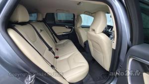 Grey Volvo V60 Cross Country 2016 in Tallinn, with an engine capacity of 2.00 L and mileage of 205 thousand km for 11499 €, photo 15 on AUTOMOTO.COM.LV
