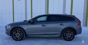 Pelēks Volvo V60 Cross Country 2017 Raseiniai, ar dzinēja tilpumu 2.00 L un nobraukumu 261 tūkst. km par 9999 €, foto 3 vietnē AUTOMOTO.COM.LV