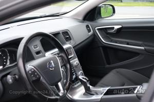 Pelēks Volvo V60 Cross Country 2018 Tallina, ar dzinēja tilpumu 2.00 L un nobraukumu 224 tūkst. km par 12000 €, foto 12 vietnē AUTOMOTO.COM.LV
