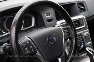 Pelēks Volvo V60 Cross Country 2018 Tallina, ar dzinēja tilpumu 2.00 L un nobraukumu 224 tūkst. km par 12000 €, foto 13 vietnē AUTOMOTO.COM.LV