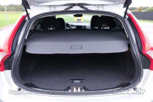 Pelēks Volvo V60 Cross Country 2018 Tallina, ar dzinēja tilpumu 2.00 L un nobraukumu 224 tūkst. km par 12000 €, foto 20 vietnē AUTOMOTO.COM.LV