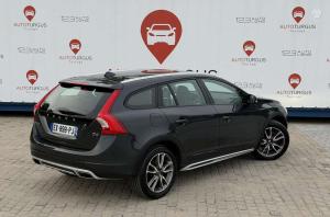 Grey Volvo V60 Cross Country 2018 in Taurage, with an engine capacity of 1.97 L and mileage of 222 thousand km for 9800 €, photo 29 on AUTOMOTO.COM.LV