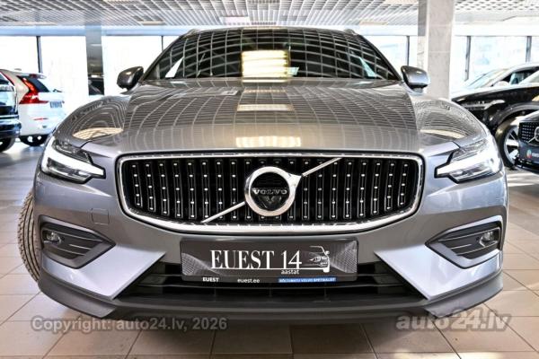 Grey Volvo V60 Cross Country 2019 in Tallinn, with an engine capacity of 2.00 L and mileage of 123 thousand km for 29990 €, photo 5 on AUTOMOTO.COM.LV