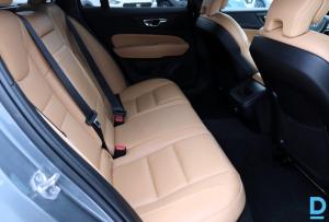 Pelēks Volvo V60 Cross Country 2020 Rīga, ar dzinēja tilpumu 2.00 L un nobraukumu 151 tūkst. km par 26800 €, foto 8 vietnē AUTOMOTO.COM.LV
