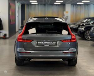 Pelēks Volvo V60 Cross Country 2020 Klaipėda, ar dzinēja tilpumu 1.97 L un nobraukumu 104 tūkst. km par 27950 €, foto 4 vietnē AUTOMOTO.COM.LV