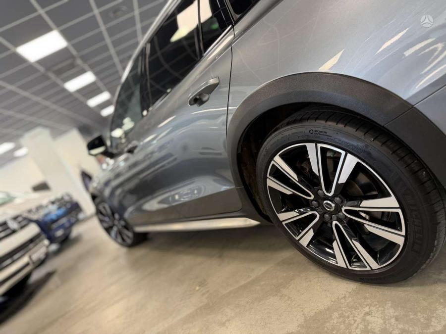 Pelēks Volvo V60 Cross Country 2020 Klaipėda, ar dzinēja tilpumu 1.97 L un nobraukumu 104 tūkst. km par 27950 €, foto 14 vietnē AUTOMOTO.COM.LV