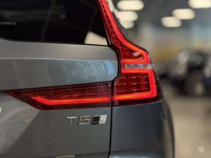 Pelēks Volvo V60 Cross Country 2020 Klaipėda, ar dzinēja tilpumu 1.97 L un nobraukumu 104 tūkst. km par 27950 €, foto 18 vietnē AUTOMOTO.COM.LV