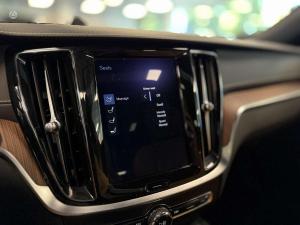 Pelēks Volvo V60 Cross Country 2020 Klaipėda, ar dzinēja tilpumu 1.97 L un nobraukumu 104 tūkst. km par 27950 €, foto 34 vietnē AUTOMOTO.COM.LV