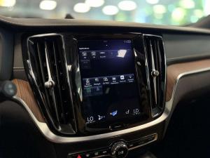 Pelēks Volvo V60 Cross Country 2020 Klaipėda, ar dzinēja tilpumu 1.97 L un nobraukumu 104 tūkst. km par 27950 €, foto 36 vietnē AUTOMOTO.COM.LV