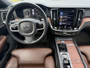 Серый Вольво V60 Cross Country 2020 в Таллин, объемом двигателя 2.00 л и пробегом 142 тыс. км за 26900 €, фото 8 на AUTOMOTO.COM.LV