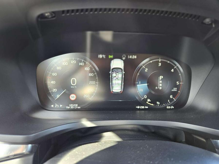 Pelēks Volvo V60 Cross Country 2020 Viļņa, ar dzinēja tilpumu 1.97 L un nobraukumu 185 tūkst. km par 17900 €, foto 14 vietnē AUTOMOTO.COM.LV