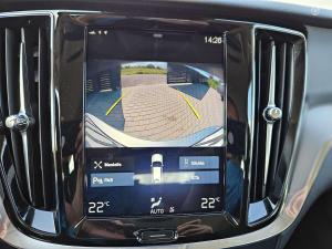 Pelēks Volvo V60 Cross Country 2020 Viļņa, ar dzinēja tilpumu 1.97 L un nobraukumu 185 tūkst. km par 17900 €, foto 17 vietnē AUTOMOTO.COM.LV