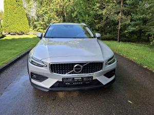 Pelēks Volvo V60 Cross Country 2020 Šauļi, ar dzinēja tilpumu 2.00 L un nobraukumu 73 tūkst. km par 25400 €, foto 12 vietnē AUTOMOTO.COM.LV