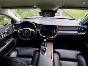 Pelēks Volvo V60 Cross Country 2020 Šauļi, ar dzinēja tilpumu 2.00 L un nobraukumu 73 tūkst. km par 25400 €, foto 13 vietnē AUTOMOTO.COM.LV