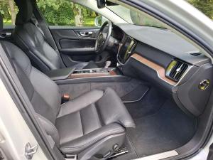 Pelēks Volvo V60 Cross Country 2020 Šauļi, ar dzinēja tilpumu 2.00 L un nobraukumu 73 tūkst. km par 25400 €, foto 15 vietnē AUTOMOTO.COM.LV