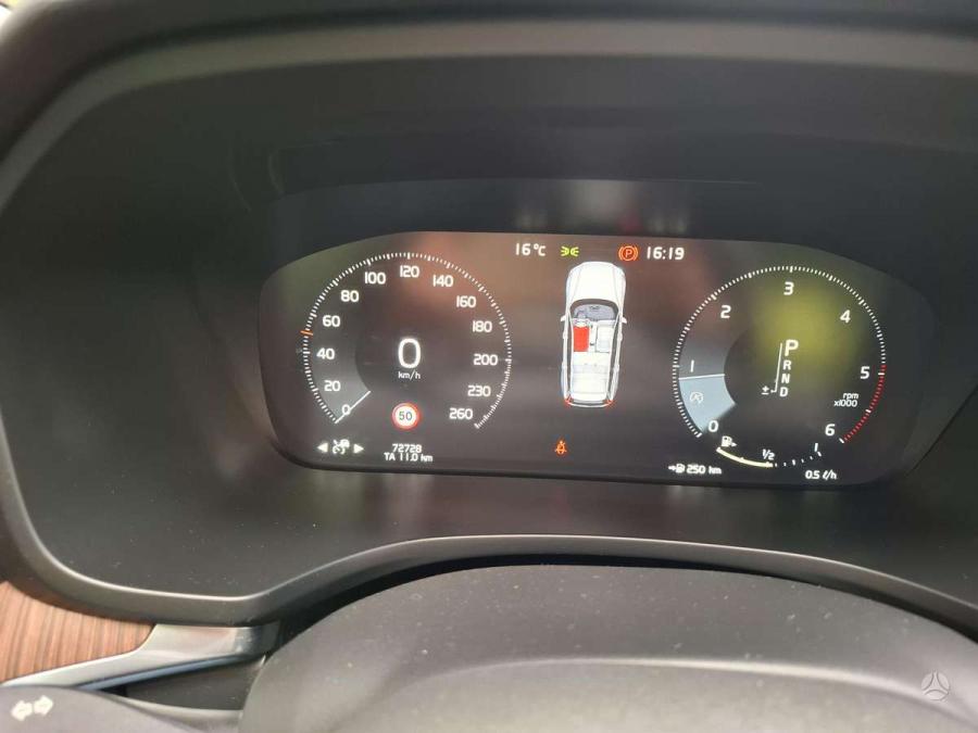 Pelēks Volvo V60 Cross Country 2020 Šauļi, ar dzinēja tilpumu 2.00 L un nobraukumu 73 tūkst. km par 25400 €, foto 20 vietnē AUTOMOTO.COM.LV