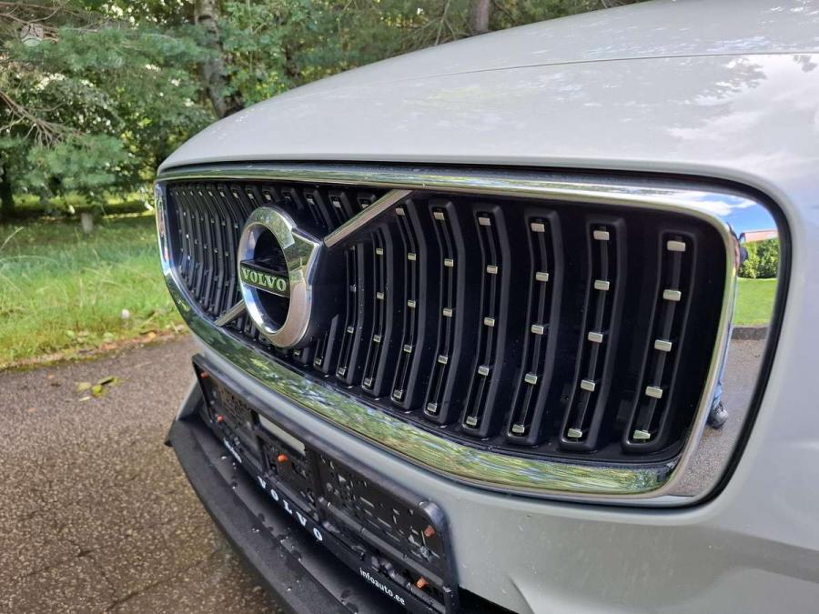 Pelēks Volvo V60 Cross Country 2020 Šauļi, ar dzinēja tilpumu 2.00 L un nobraukumu 73 tūkst. km par 25400 €, foto 29 vietnē AUTOMOTO.COM.LV