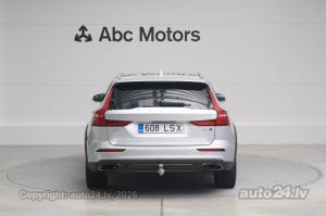 Pelēks Volvo V60 Cross Country 2021 Tallina, ar dzinēja tilpumu 2.00 L un nobraukumu 90 tūkst. km par 27990 €, foto 5 vietnē AUTOMOTO.COM.LV