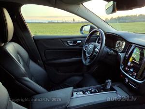 Pelēks Volvo V60 Cross Country 2021 Tallina, ar dzinēja tilpumu 2.00 L un nobraukumu 114 tūkst. km par 28500 €, foto 18 vietnē AUTOMOTO.COM.LV