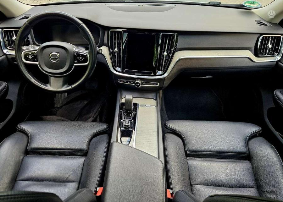 Серый Вольво V60 Cross Country 2021 в Таураге, объемом двигателя 2.00 л и пробегом 288 тыс. км за 14990 €, фото 20 на AUTOMOTO.COM.LV