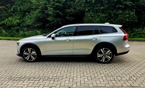 Серый Вольво V60 Cross Country 2021 в Рига, объемом двигателя 0.00 л и пробегом 288 тыс. км за 14990 €, фото 5 на AUTOMOTO.COM.LV