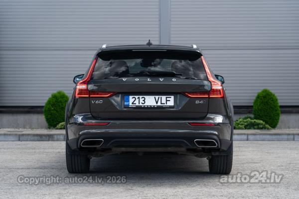 Серый Вольво V60 Cross Country 2021 в Таллин, объемом двигателя 2.00 л и пробегом 125 тыс. км за 29900 €, фото 7 на AUTOMOTO.COM.LV