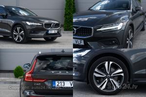Pelēks Volvo V60 Cross Country 2021 Tallina, ar dzinēja tilpumu 2.00 L un nobraukumu 125 tūkst. km par 29900 €, foto 17 vietnē AUTOMOTO.COM.LV