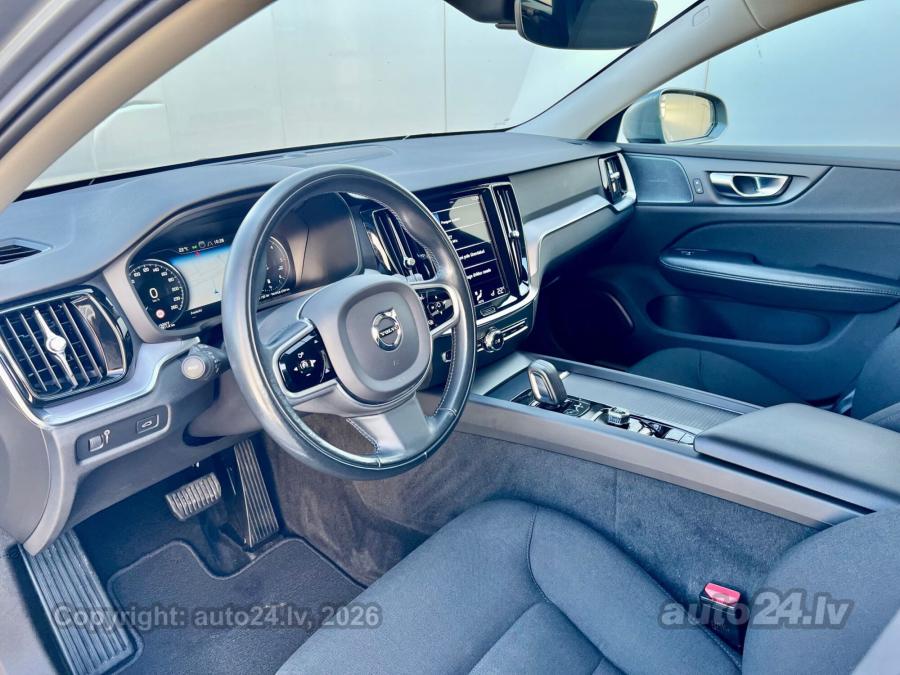 Pelēks Volvo V60 Cross Country 2021 Tallina, ar dzinēja tilpumu 2.00 L un nobraukumu 149 tūkst. km par 23999 €, foto 11 vietnē AUTOMOTO.COM.LV