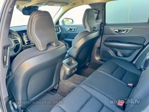 Pelēks Volvo V60 Cross Country 2021 Tallina, ar dzinēja tilpumu 2.00 L un nobraukumu 149 tūkst. km par 23999 €, foto 13 vietnē AUTOMOTO.COM.LV