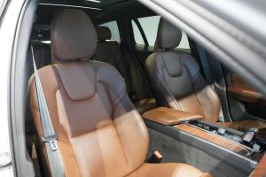 Pelēks Volvo V60 Cross Country 2021 Viļņa, ar dzinēja tilpumu 1.97 L un nobraukumu 175 tūkst. km par 26500 €, foto 12 vietnē AUTOMOTO.COM.LV