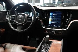 Pelēks Volvo V60 Cross Country 2021 Viļņa, ar dzinēja tilpumu 1.97 L un nobraukumu 175 tūkst. km par 26500 €, foto 17 vietnē AUTOMOTO.COM.LV