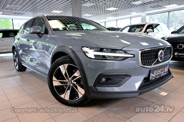 Pelēks Volvo V60 Cross Country 2023 Tallina, ar dzinēja tilpumu 2.00 L un nobraukumu 62 tūkst. km par 36990 €, foto 1 vietnē AUTOMOTO.COM.LV