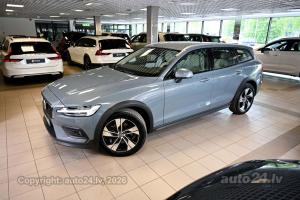 Серый Вольво V60 Cross Country 2023 в Таллин, объемом двигателя 2.00 л и пробегом 62 тыс. км за 36990 €, фото 7 на AUTOMOTO.COM.LV