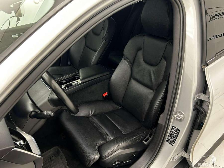 Pelēks Volvo V60 Cross Country 2023 Viļņa, ar dzinēja tilpumu 1.97 L un nobraukumu 173 tūkst. km par 26790 €, foto 7 vietnē AUTOMOTO.COM.LV