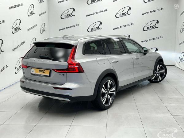 Серый Вольво V60 Cross Country 2023 в Вильнюс, объемом двигателя 1.97 л и пробегом 173 тыс. км за 25900 €, фото 3 на AUTOMOTO.COM.LV