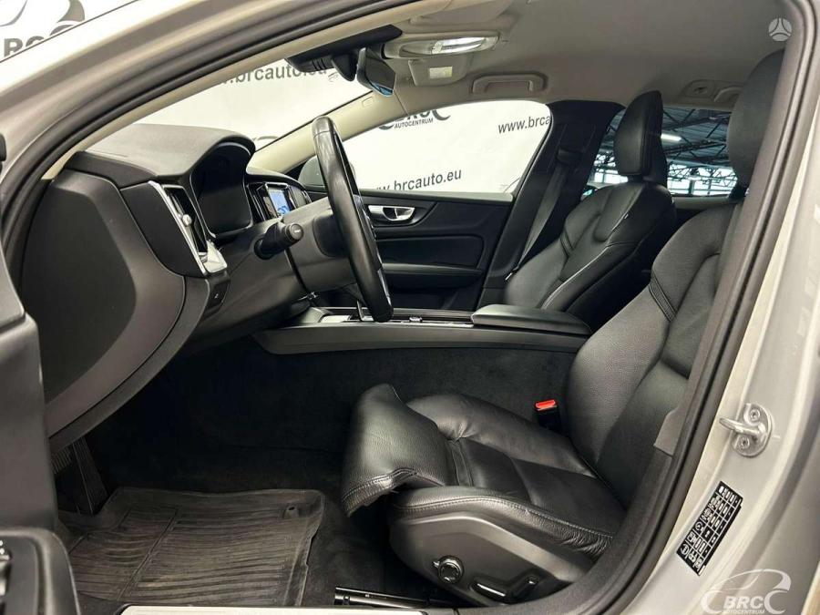 Pelēks Volvo V60 Cross Country 2023 Viļņa, ar dzinēja tilpumu 1.97 L un nobraukumu 173 tūkst. km par 24900 €, foto 6 vietnē AUTOMOTO.COM.LV