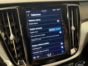 Pelēks Volvo V60 Cross Country 2023 Viļņa, ar dzinēja tilpumu 1.97 L un nobraukumu 173 tūkst. km par 23900 €, foto 23 vietnē AUTOMOTO.COM.LV