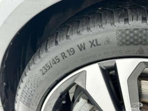 Pelēks Volvo V60 Cross Country 2023 Viļņa, ar dzinēja tilpumu 1.97 L un nobraukumu 173 tūkst. km par 23900 €, foto 29 vietnē AUTOMOTO.COM.LV