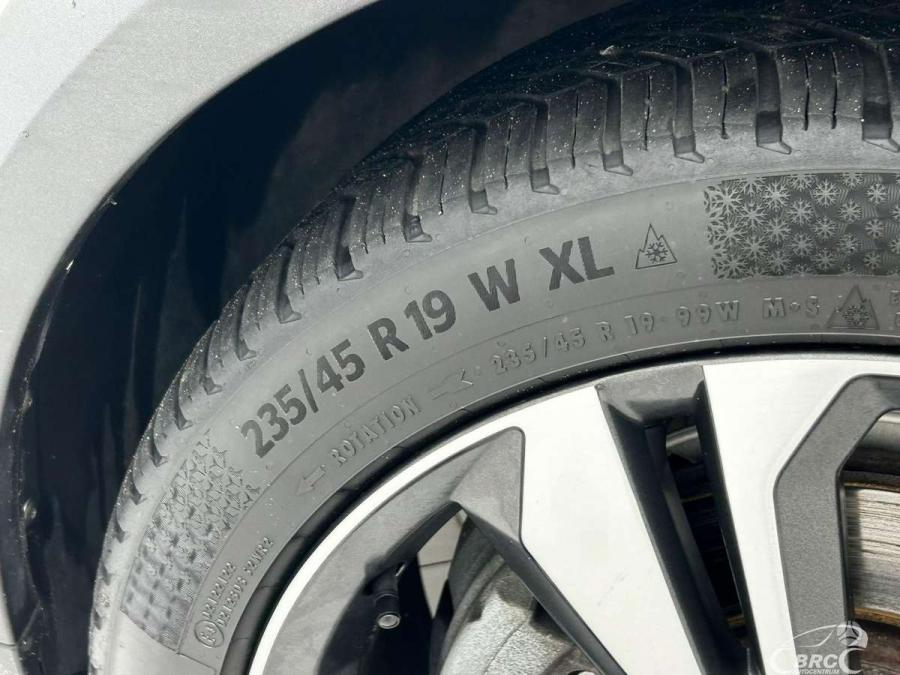 Pelēks Volvo V60 Cross Country 2023 Viļņa, ar dzinēja tilpumu 1.97 L un nobraukumu 173 tūkst. km par 23900 €, foto 29 vietnē AUTOMOTO.COM.LV