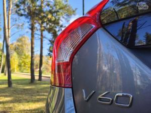 Volvo V60 Cross Country 2018 in Utena, with an engine capacity of 2.00 L and mileage of 223 thousand km for 12900 €, photo 13 on AUTOMOTO.COM.LV