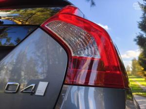 Volvo V60 Cross Country 2018 in Utena, with an engine capacity of 2.00 L and mileage of 223 thousand km for 12900 €, photo 14 on AUTOMOTO.COM.LV