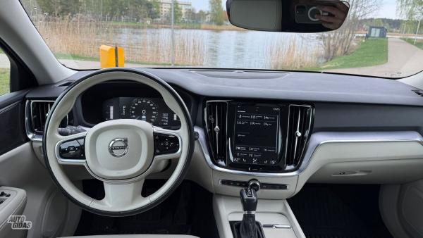 Вольво V60 Cross Country 2019 в Вильнюс, объемом двигателя 2.00 л и пробегом 122 тыс. км за 24999 €, фото 3 на AUTOMOTO.COM.LV
