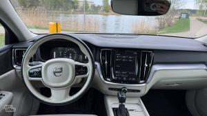 Вольво V60 Cross Country 2019 в Вильнюс, объемом двигателя 2.00 л и пробегом 122 тыс. км за 24999 €, фото 4 на AUTOMOTO.COM.LV