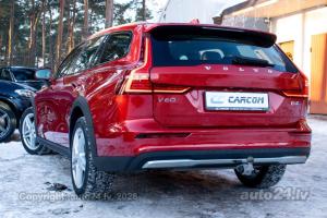 Volvo V60 Cross Country 2022 in Tallinn, with an engine capacity of 2.00 L and mileage of 107 thousand km for 35990 €, photo 7 on AUTOMOTO.COM.LV