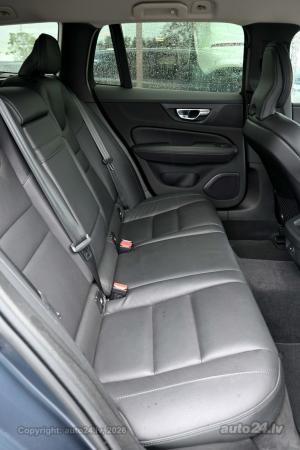 Volvo V60 Cross Country 2022 Tallina, ar dzinēja tilpumu 1.97 L un nobraukumu 79 tūkst. km par 32900 €, foto 12 vietnē AUTOMOTO.COM.LV