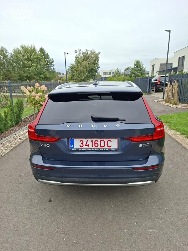 Volvo V60 Cross Country 2024 Viļņa, ar dzinēja tilpumu 2.00 L un nobraukumu 16 tūkst. km par 39000 €, foto 6 vietnē AUTOMOTO.COM.LV