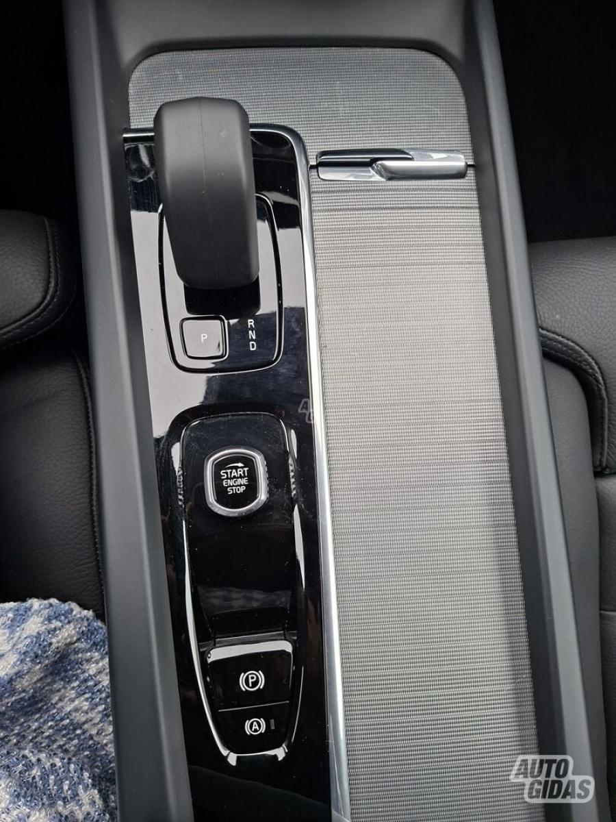 Volvo V60 Cross Country 2024 Viļņa, ar dzinēja tilpumu 2.00 L un nobraukumu 16 tūkst. km par 39000 €, foto 18 vietnē AUTOMOTO.COM.LV
