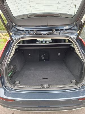 Volvo V60 Cross Country 2024 Viļņa, ar dzinēja tilpumu 2.00 L un nobraukumu 16 tūkst. km par 39000 €, foto 23 vietnē AUTOMOTO.COM.LV